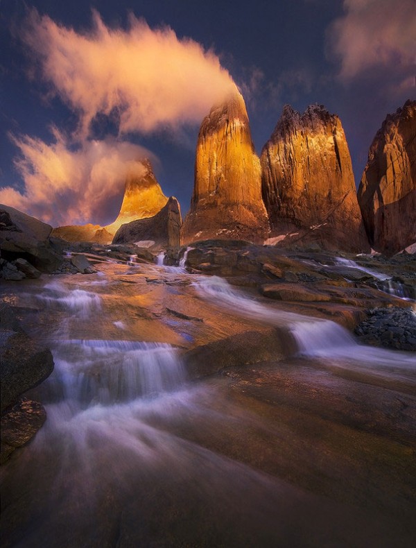 An American Artist Plays With Light To Immortalize The Stunning Scenery ...