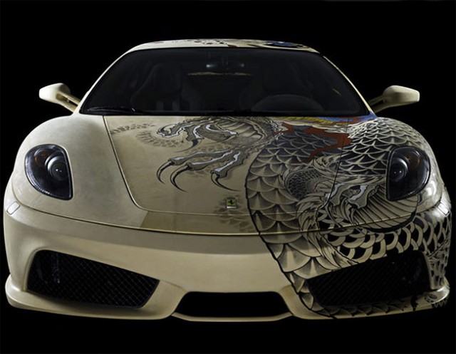Shining-Colours-Of-Beautiful-Tattooed-Ferrari-17 | TechnoCrazed