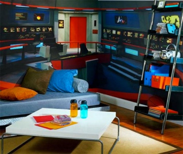 Geek-Culture-Geek-Living-Rooms-112 | TechnoCrazed