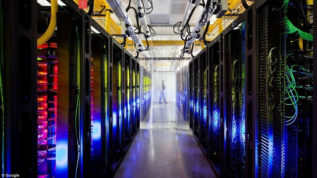 Google-Gives-A-Rare-Glimpse-Into-Its-Gigantic-Network-Infrasture-Used ...