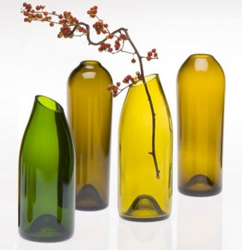 29 Ideas To Help You Recycle Your Glass Bottles Cleverly