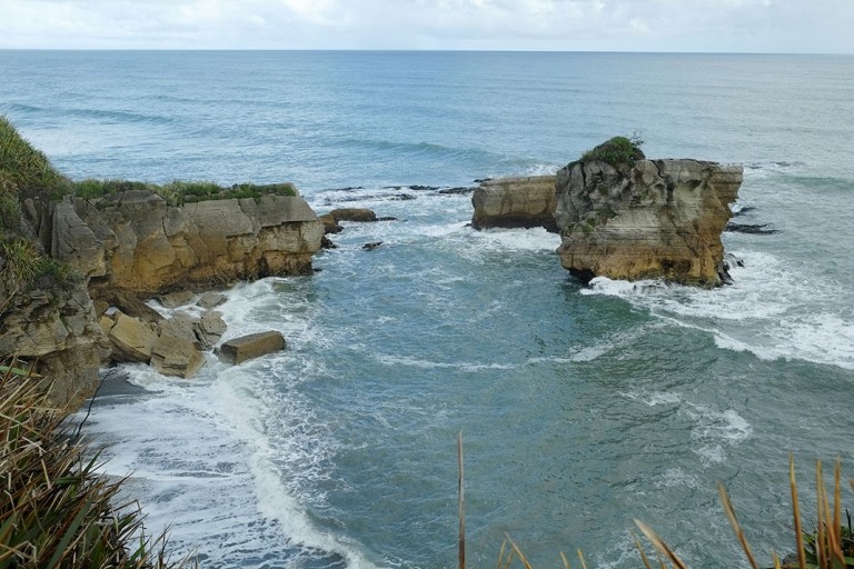 Pancake Rocks-The Amazing Rocky Structures Sculpted By Ocean Waves