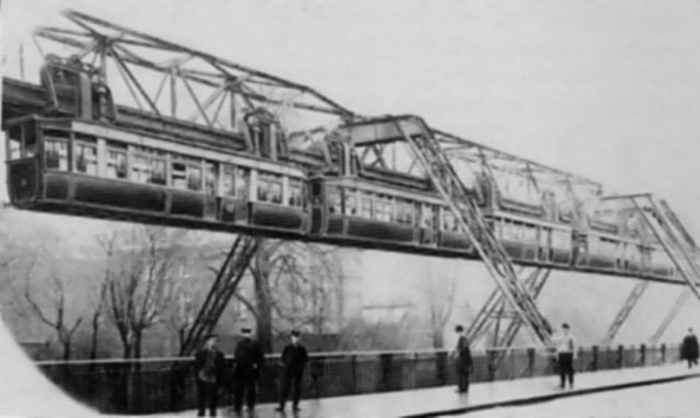 Wuppertaler Schwebebahn- the first suspended train in history
